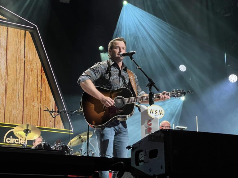 Easton Corbin in Concert - Brazosport